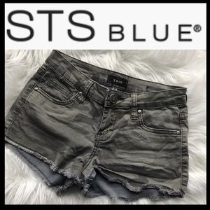 STS Blue | Shorts | Sts Blue High Waist Camo Shorts | Poshmark